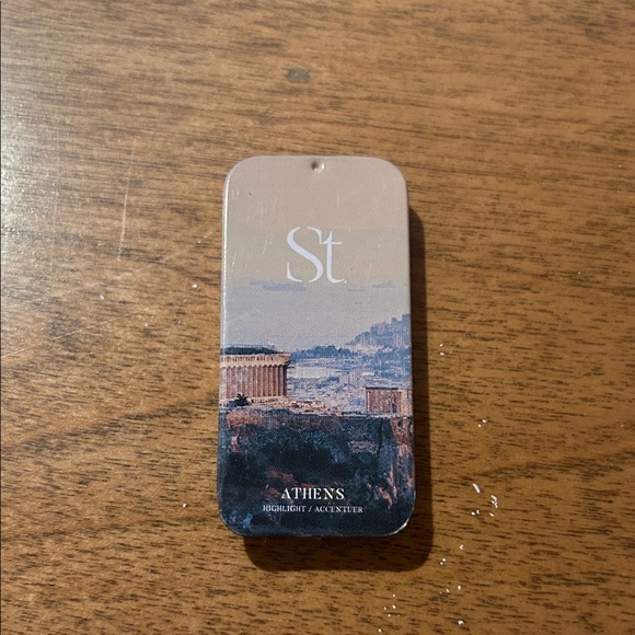 Seint | Makeup | Seint Highlight | Poshmark